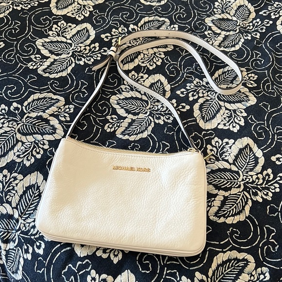 Michael Kors | Bags | Michael Kors Ivory Leather Bag Cross Body Three ...
